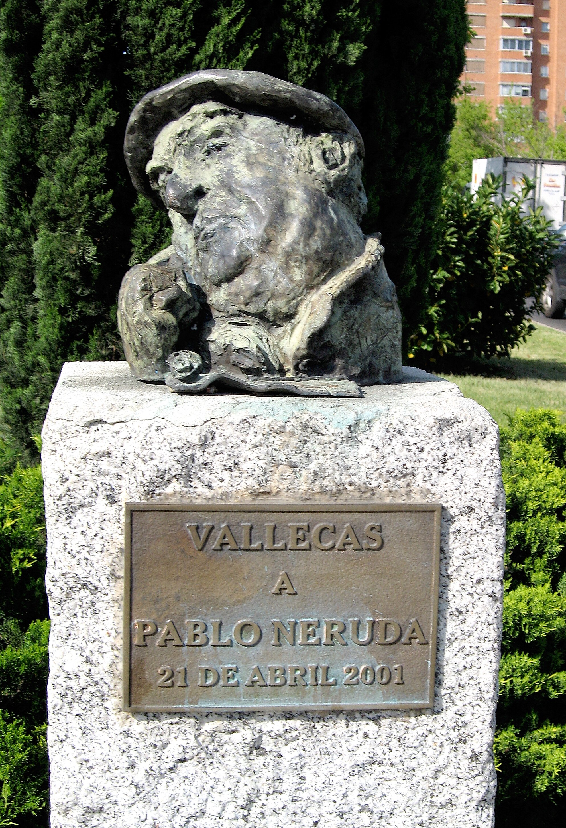 Busto Pablo Neruda - Patrimonio cultural y paisaje urbano